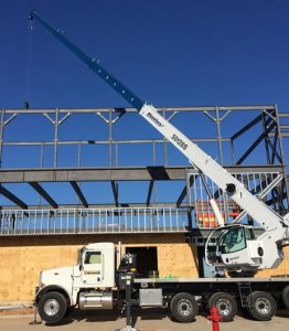 The Right Crane and Rigging Service Creates Successful Lifts